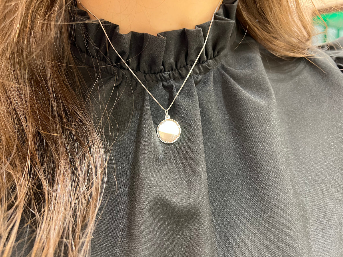 Exclusively Silver Disc Pendant – Wine Wednesday Jewelry